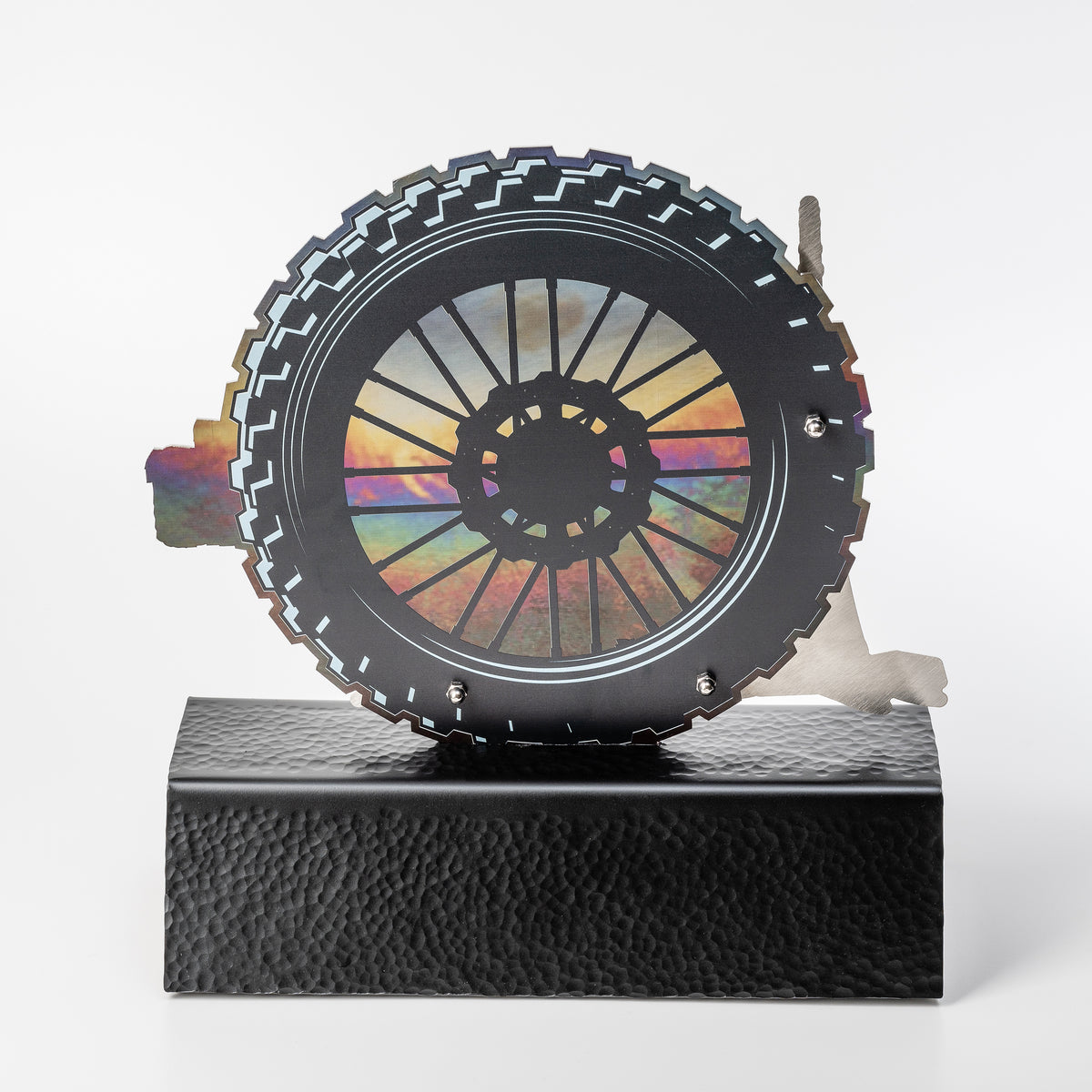 Custom Red Bull Rough Ride trophy – AWARDS & MEDAL STUDIO