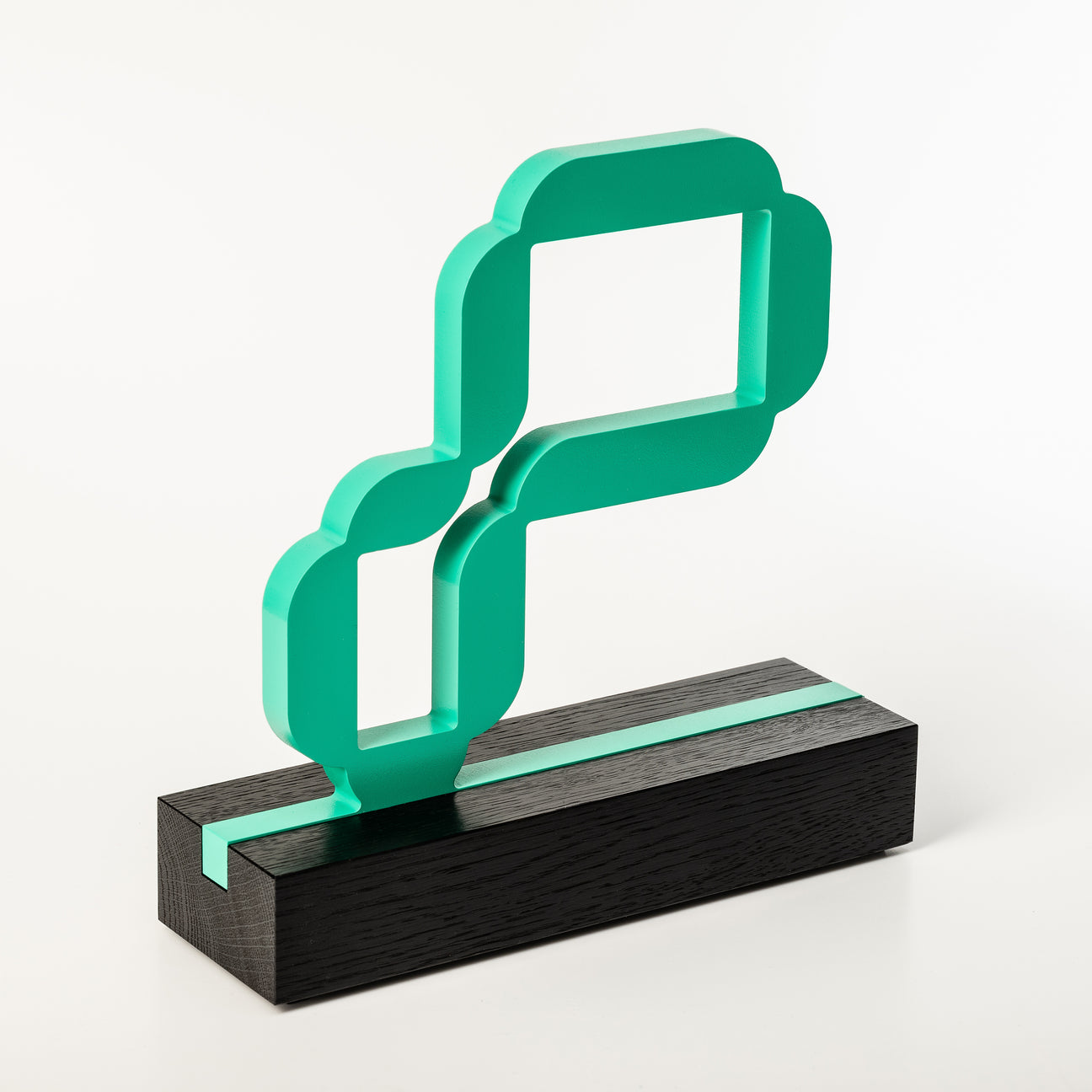 Custom corporate award – AWARDS & MEDAL STUDIO