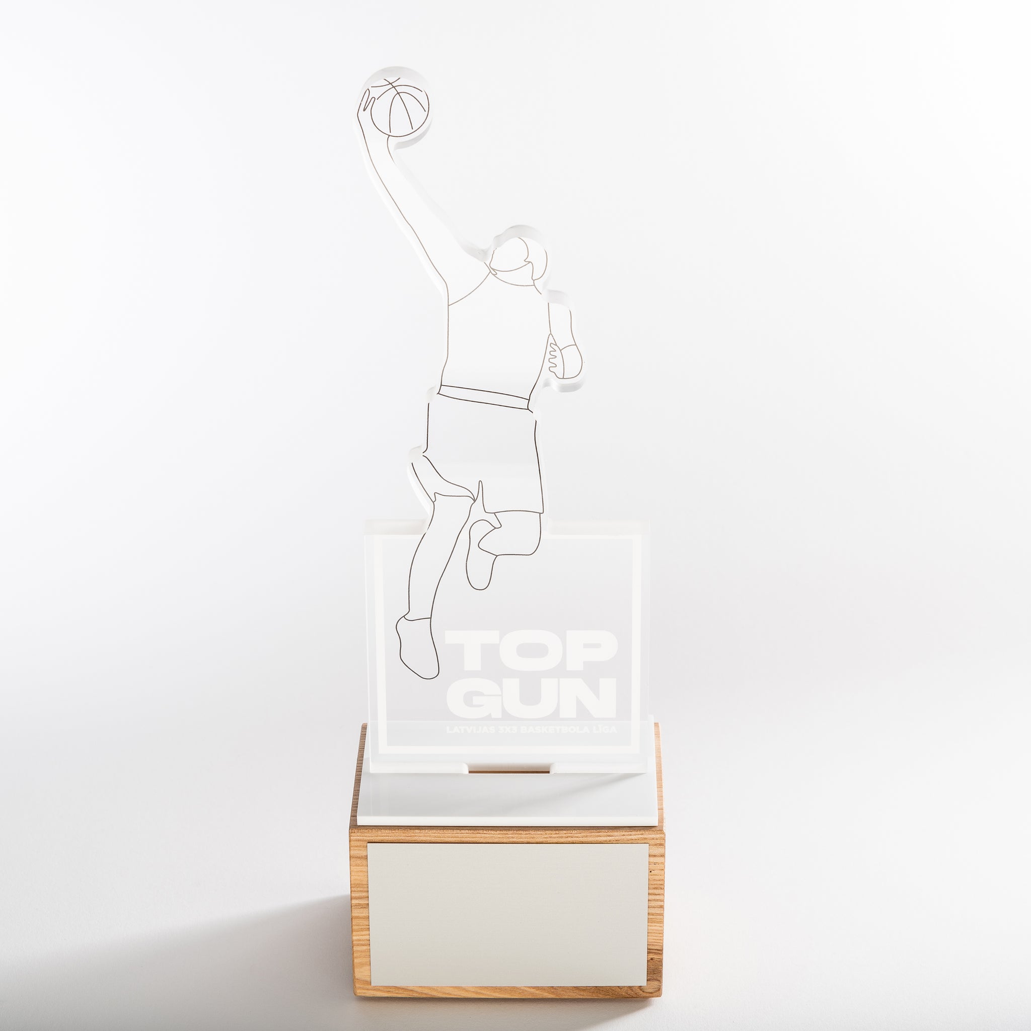 Custom basketball trophy – AWARDS & MEDAL STUDIO