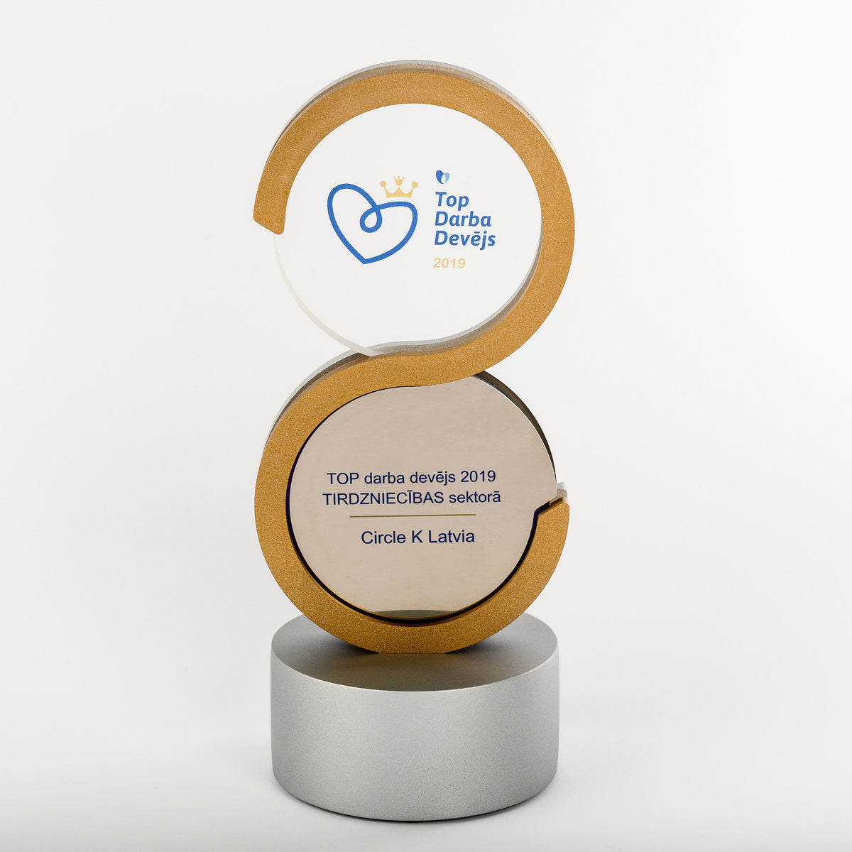 Custom infinity award – AWARDS & MEDAL STUDIO