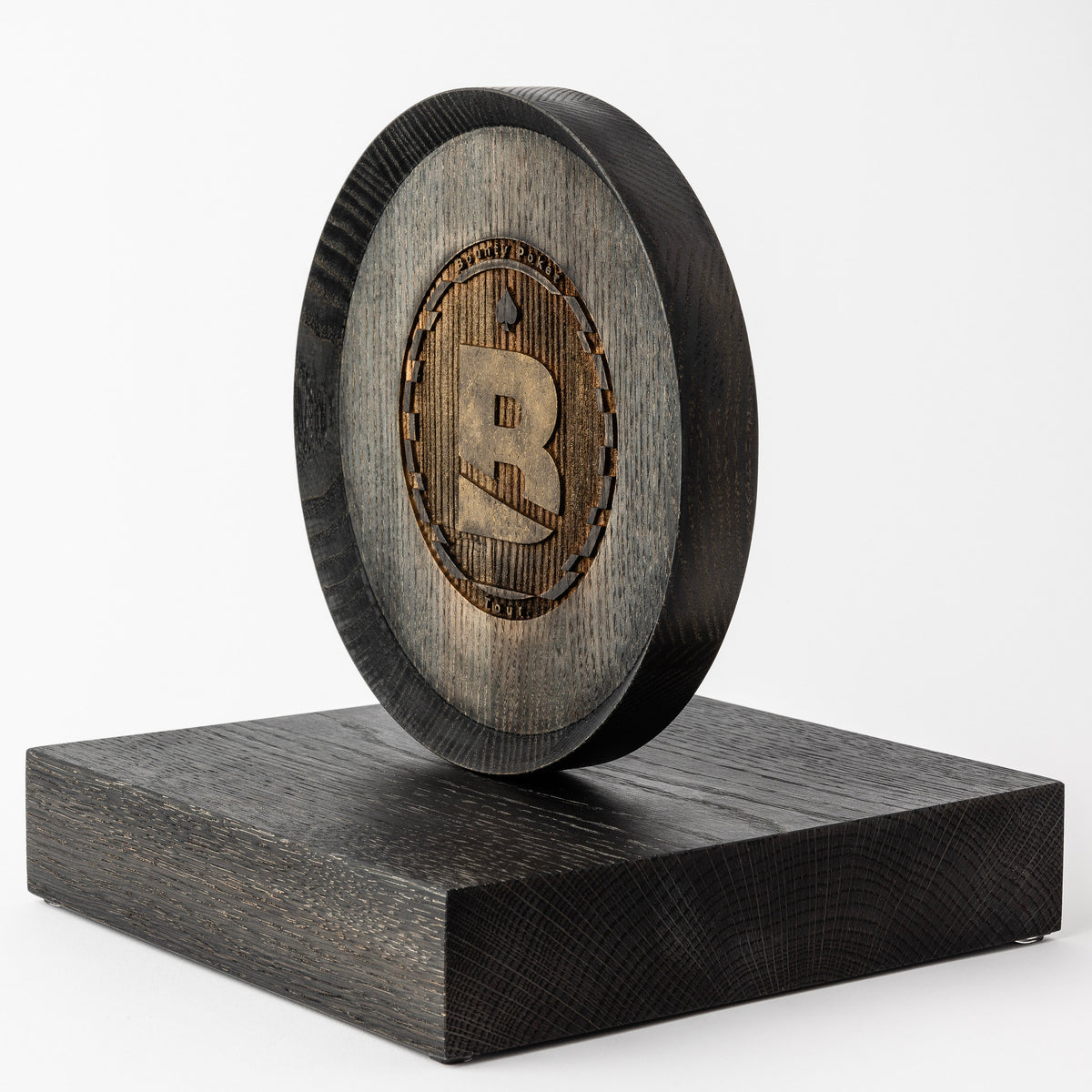 Unique wood custom trophy – AWARDS & MEDAL STUDIO